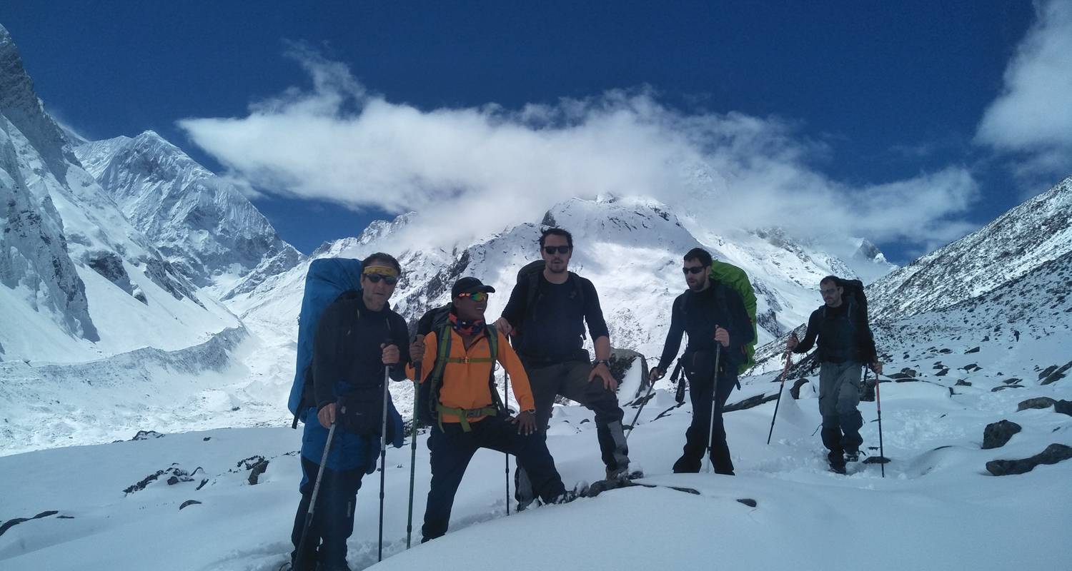 Manaslu Larke la pass Trek - 22 days - Chamlang Expeditions.com - Your ...
